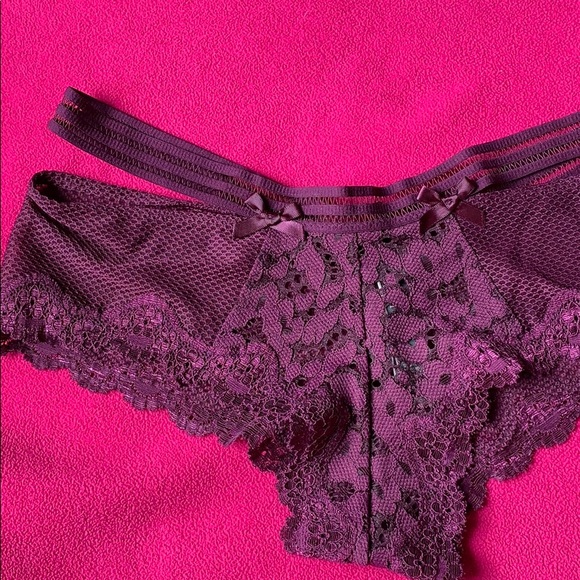 Victoria's Secret | Accessories | Very Sexy Lace Cheeky | Poshmark